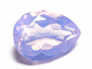 スコロライトとは｜謎多き石の意味・効果・特徴や鉱物データを解説